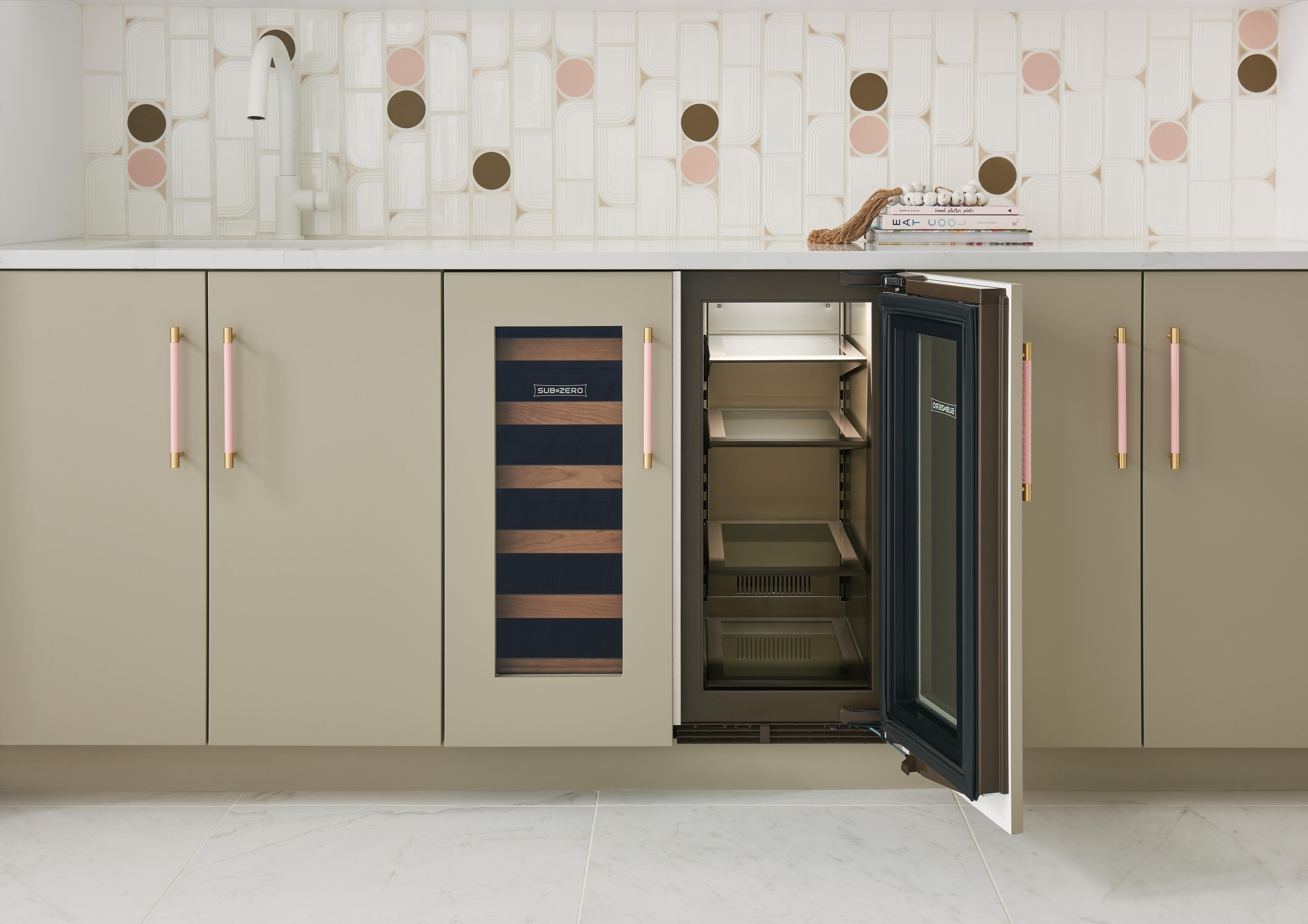 Sub Zero 15 Designer Undercounter Beverage Center Solid Door