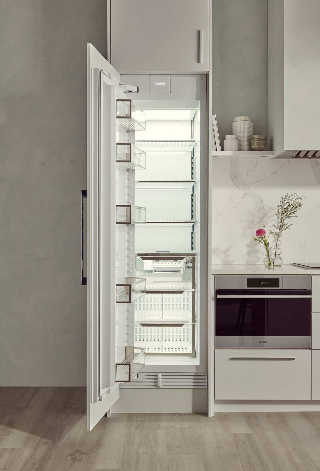 Sub-Zero 24 Inch Freezer Column with Ice Maker (DEC2450FI)