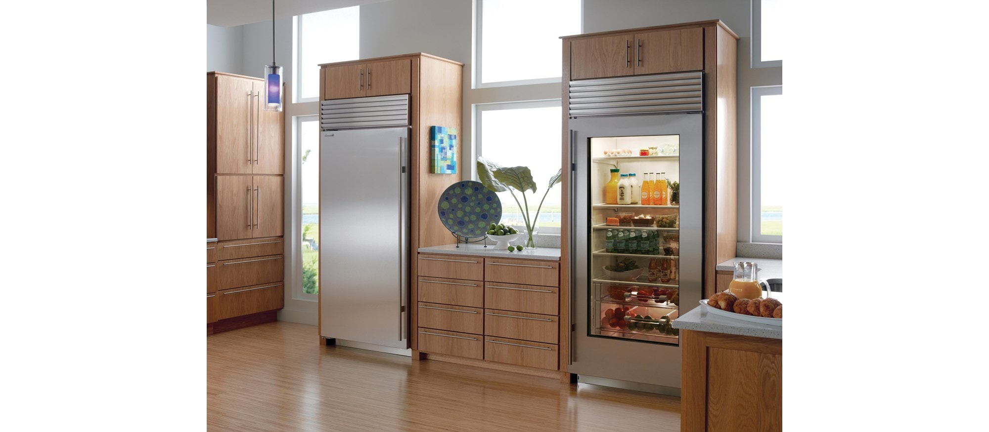 Sub-Zero Legacy Model - 36" Classic Refrigerator with Glass Door (BI ...
