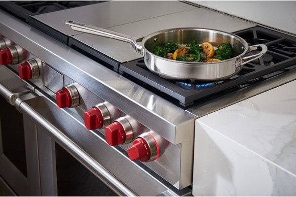 Wolf Induction Ranges | Induction Ovens | Induction Cooktops