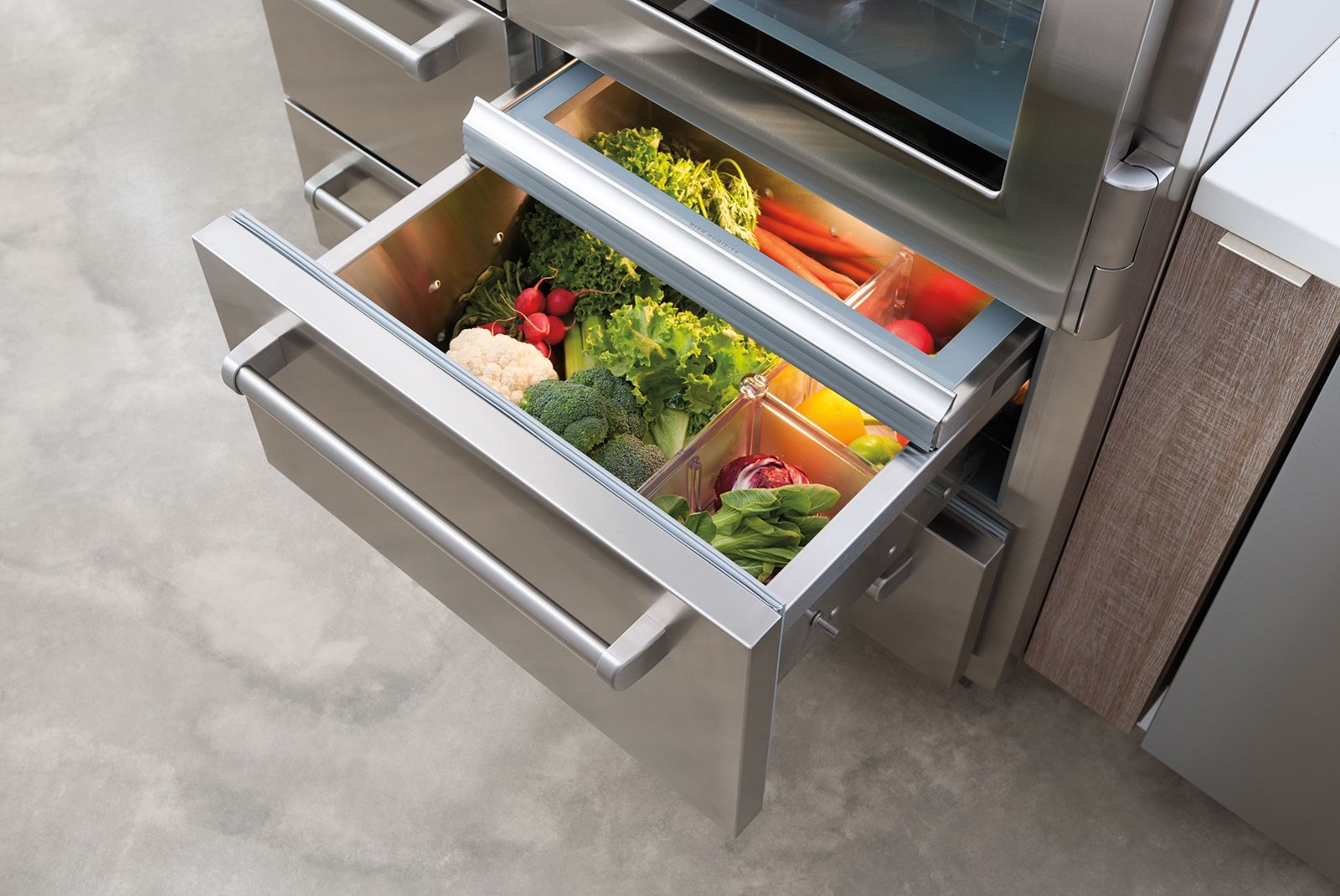 Sub-Zero PRO 48 with Glass Door - Legacy Model (648PROG)