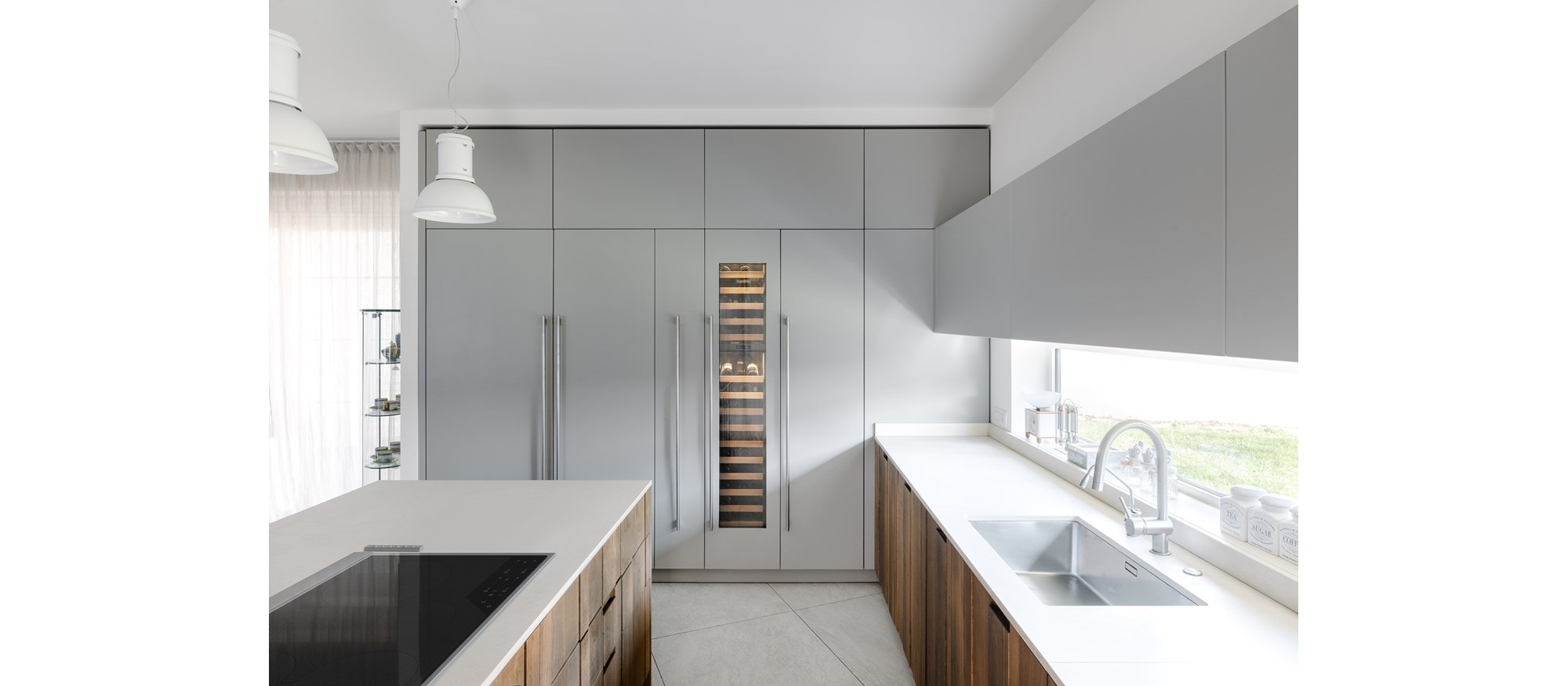 Sub-Zero 18 Inch Designer Wine Storage - Panel Ready