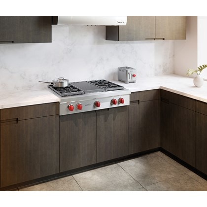 Wolf 36" Sealed Burner Rangetop - 4 Burners and Infrared Charbroiler ...